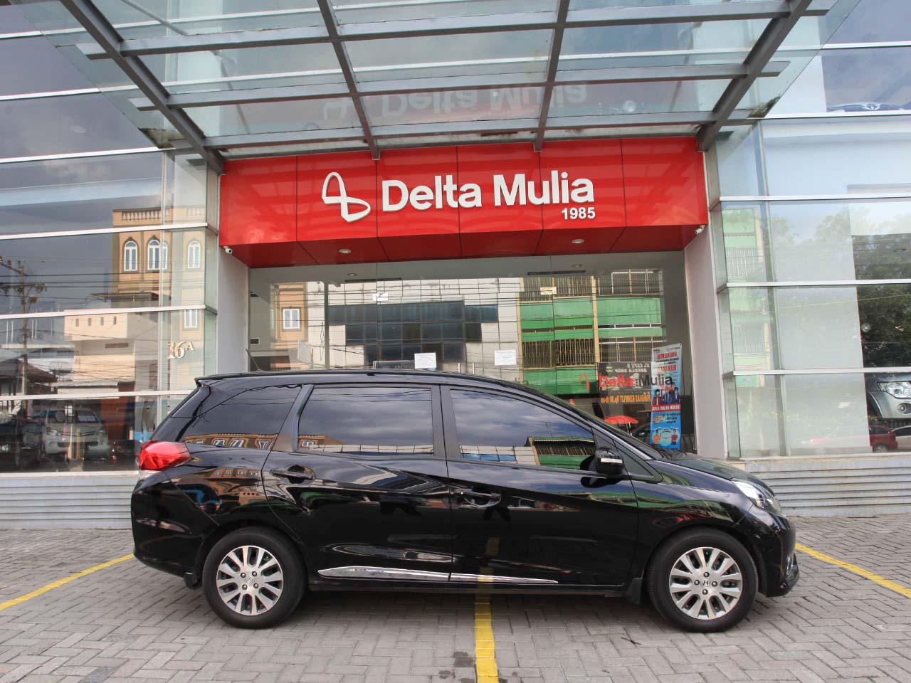 HONDA MOBILIO E PRESTIGE CVT 2014 GASOLINE | Toyota Used Car Store